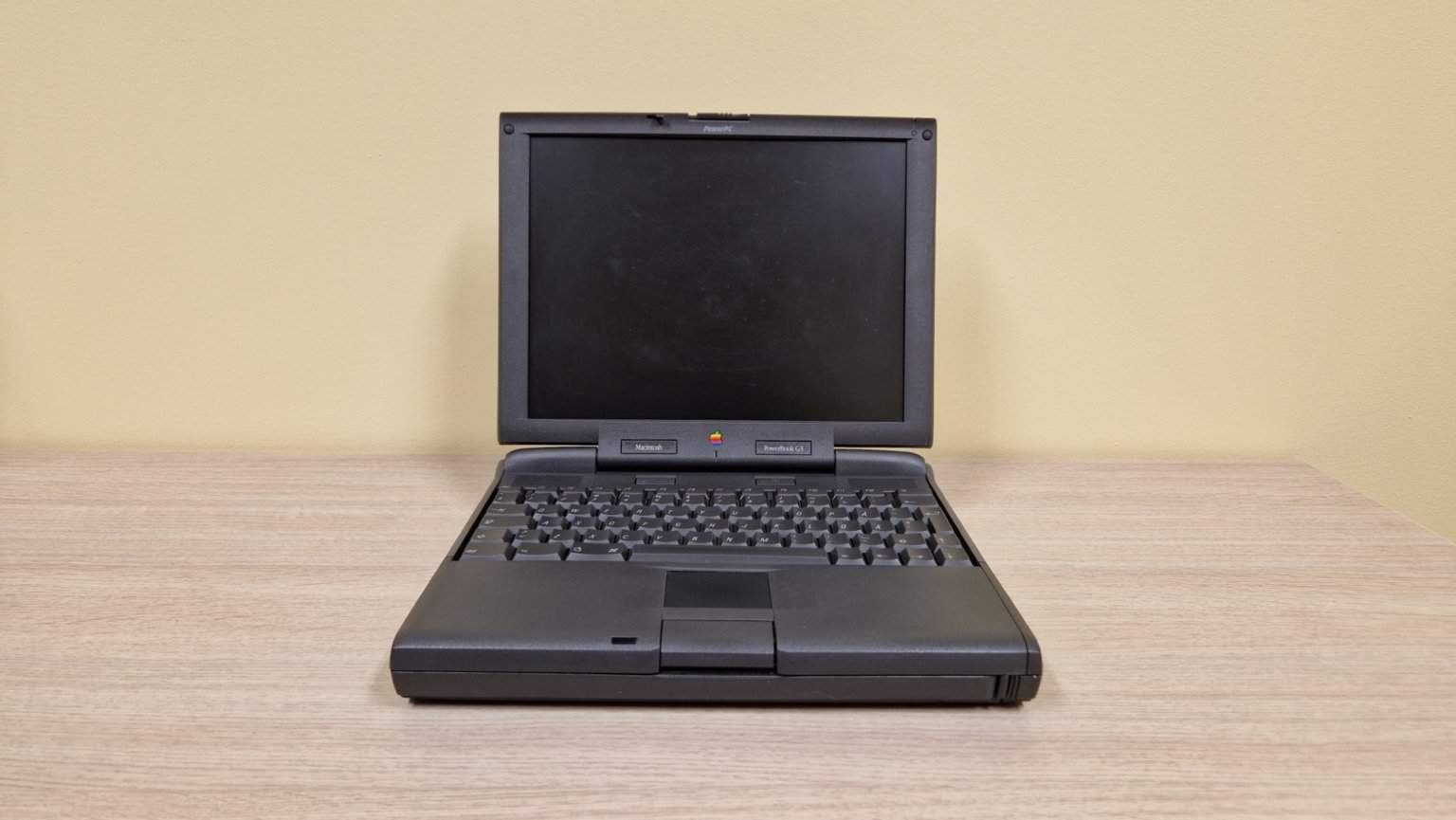 Power Macintosh G3 Mini Tower Datasheet - Silicon Features